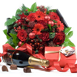 Ducdo Chocolate, red roses,champagne